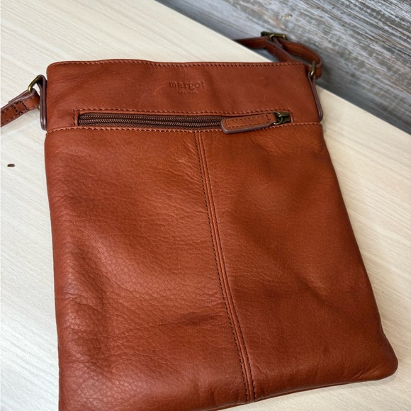 margot | Bags | Margot Tan Leather Messenger Bag | Poshmark